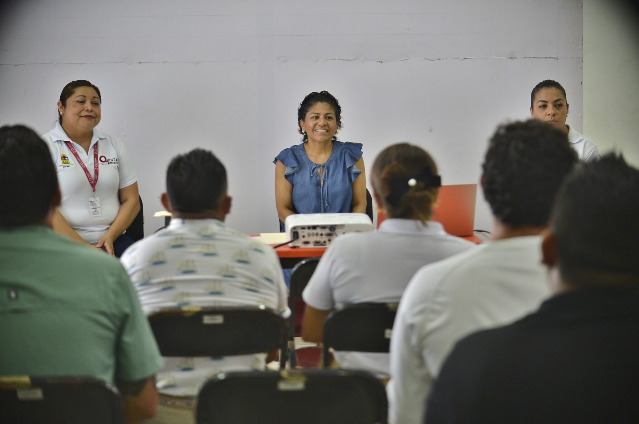 CAPACITAN A PRESTADORES DE SERVICIOS TURÍSTICOS EN CALIDAD Y REGISTRO NACIONAL DE TURISMO ...